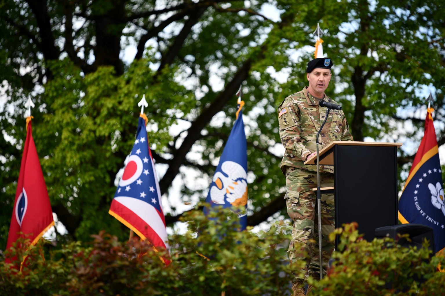 USAG Stuttgart welcomes new commander - StuttgartCitizen.com