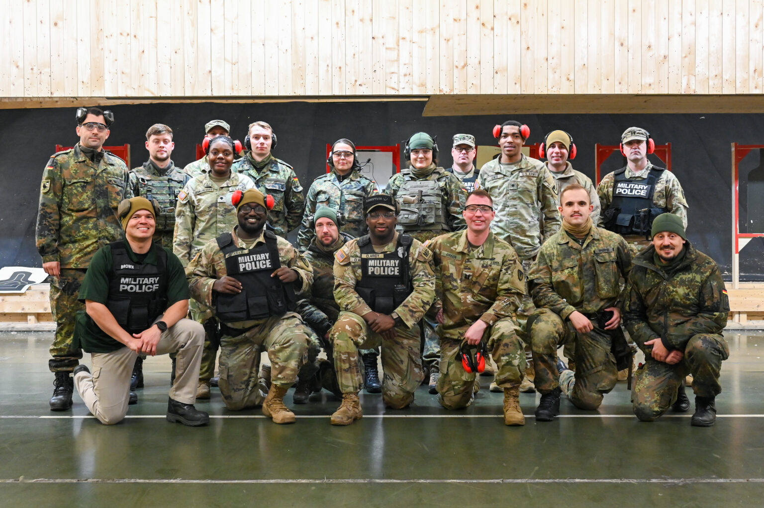 Swapping skills and patches at the Panzer shooting range ...